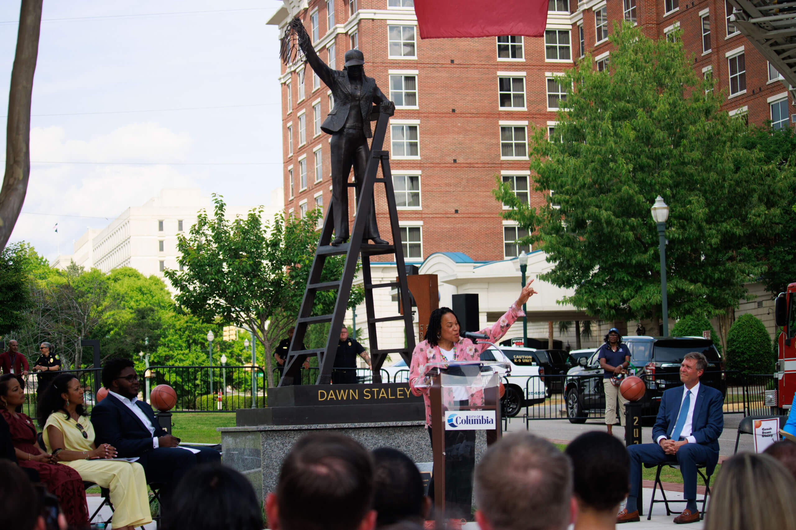 City of Columbia Proudly Unveils Statue Honoring Dawn Staley - City of ...